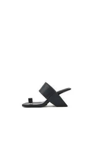 United Nude Loop Toe Sandals - Cube Ring Black