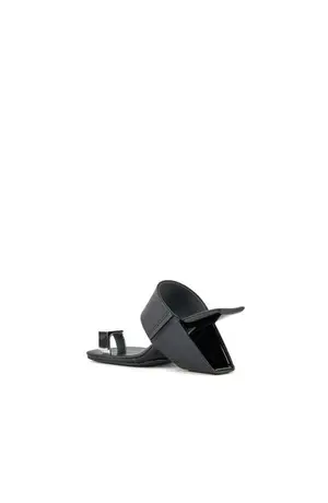 United Nude Loop Toe Sandals - Cube Ring Black