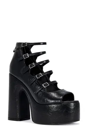 AZALEA WANG Smitten Platform Sandal - Black