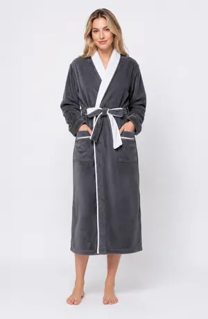 WRAPPED IN A CLOUD Spa Robe - Gray