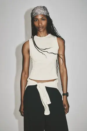H&M Drymove™ Slim Fit Sports Tank Top - Ivory