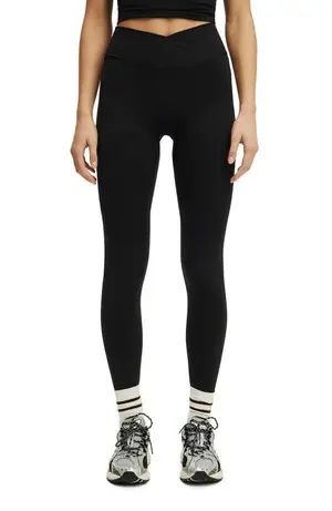 Cotton:on Active Ultra Luxe Cross Front Invisible Scrunch Tight