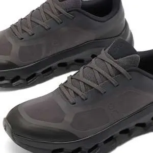 On Cloudtilt Remix Sneaker