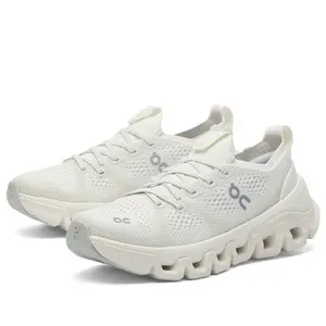 On Cloud X Tempo Sneaker