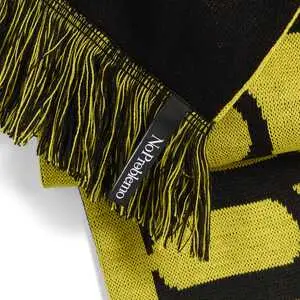 NO PROBLEMO Scarf