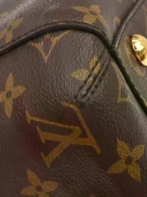 LOUIS VUITTON 2017 Montaigne Monogram Tote Bag