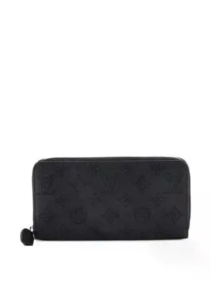 LOUIS VUITTON Zippy Wallet Mahina Leather Small Wallets - Black
