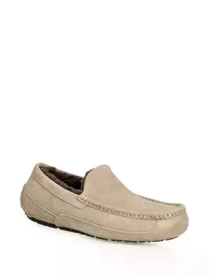 UGG Ascot Slipper - Neutrals
