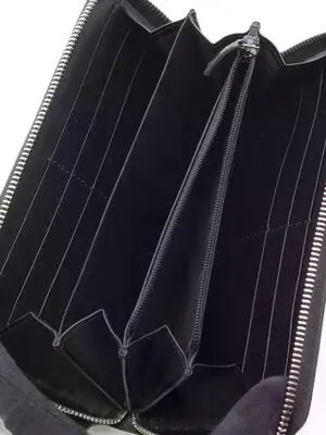 Gucci 2000s Gg Supreme Bee Wallet