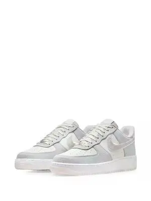 Nike Air Force 1 '07 Lv8 Shoes