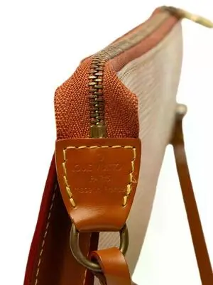 LOUIS VUITTON Epi Pochette Pochette Accessories Shoulder Bag - Brown