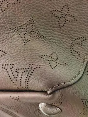 LOUIS VUITTON Hina Handbag Mahina Leather Pm Shoulder Bag - Grey