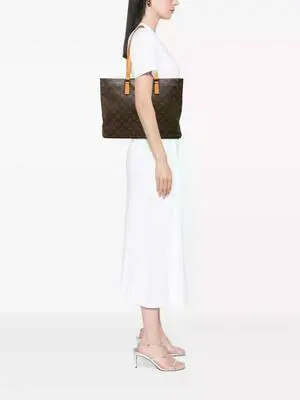 LOUIS VUITTON 2002 Monogram Luco Tote Bag - Brown