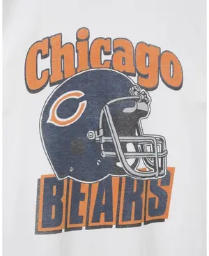Junk Food Clothing Chicago Bears Throwback Helmet Tee