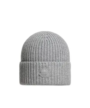 Moncler Logo Patch Knitted Beanie - Grey