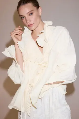 H&m Ruffled Cotton Blouse
