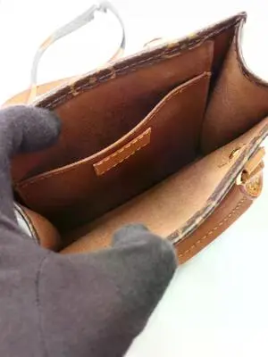 LOUIS VUITTON 2020 Petite Sac Plat Monogram Handbag