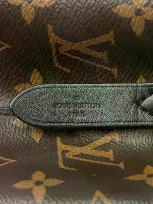 LOUIS VUITTON 2017 Monogram Neonoe Mm Bucket Bag - Brown