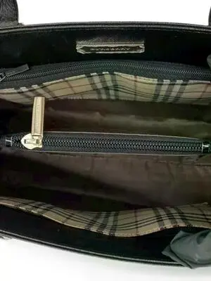 Burberry 2000-2017 Leather Handbag