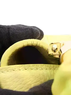 LOUIS VUITTON 2021-2026 Taurillon Scrunchie Capucines Bb Satchel