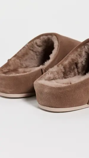 UGG Elea Slip-ons