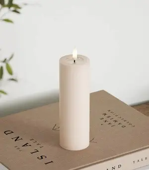 DELUXE HOMEART Led Pillar Candle