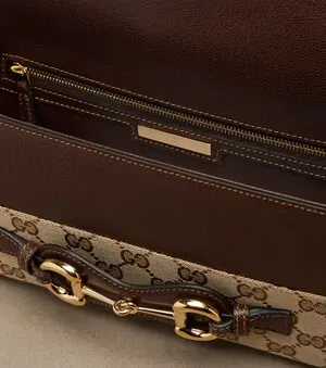 Gucci Horsebit Ristretto Medium Shoulder Bag - Beige