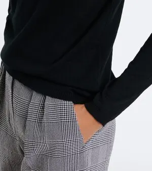 Max Mara Virgin Wool Turtleneck Sweater - Black