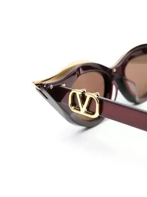 Valentino Garavani Cat Eye Sunglasses - Red