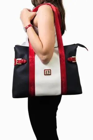 CAVALINHO L'essence 594 Tote Bag