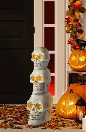 GLITZHOME Lighted Halloween Mgo Skull Porch Decor With Timer