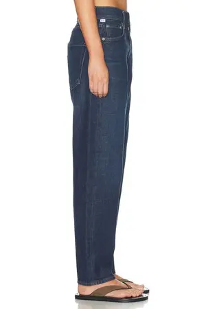 Citizens Of Humanity The Taper Jean In Dark Wash