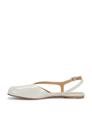 MAISON MARGIELA Tabi Slingback Flat - Alabaster