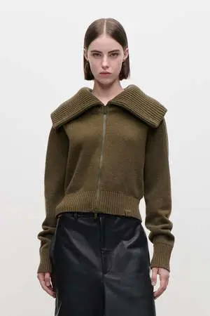 Victoria Beckham Wide Collar Zip Jumper - Green