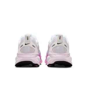 Nike Vomero 18 Road Running Shoes