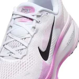Nike Vomero 18 Road Running Shoes