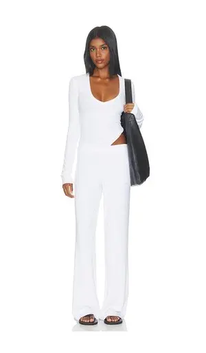 Eterne Butter Rib Long Sleeve V-neck Top