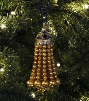 JOANNA BUCHANAN Faux Pearl Tassel Tree Decoration