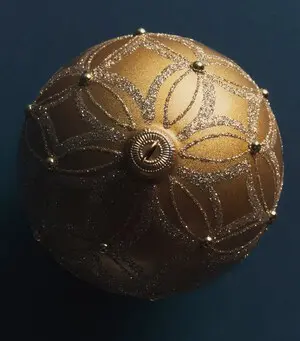 Harrods Shimmer-effect Glitter Bauble