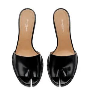 MAISON MARGIELA Tabi Brushed-leather Mules