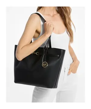 Michael Kors Carson Large Pebbled Leather Tote Bag