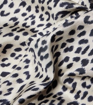 NILI LOTAN Leopard Print Silk Scarf