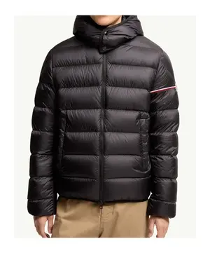 Moncler Ravenlock Hooded Short Down Jacket