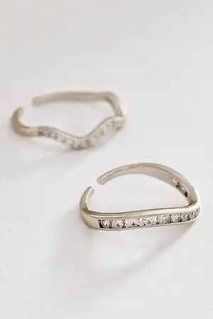 Anthropologie Wavy Cubic Zirconia Stacking Rings In Gold-Plated Brass Silver