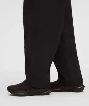 Lululemon Crinkle Nylon Mid-rise Barrel-leg Pant - Black