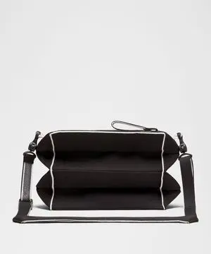 Lululemon Fold It Hold It Crossbody Bag 3l - Black/white