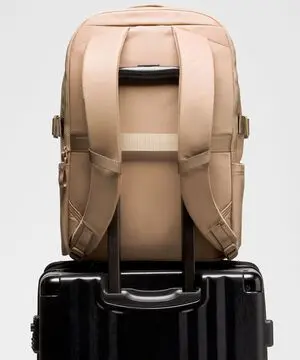 Lululemon New Crew Backpack Large 30l - Sand