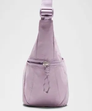 Lululemon Small Slouchy Sling Bag 3l
