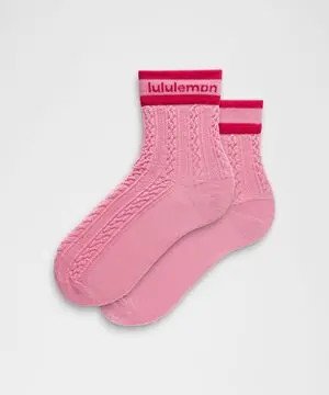 Lululemon Cable Knit Quarter Socks - Candy Cloud/mulberry Spark