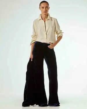 Serena Bute Velvet Flare Trousers - Navy